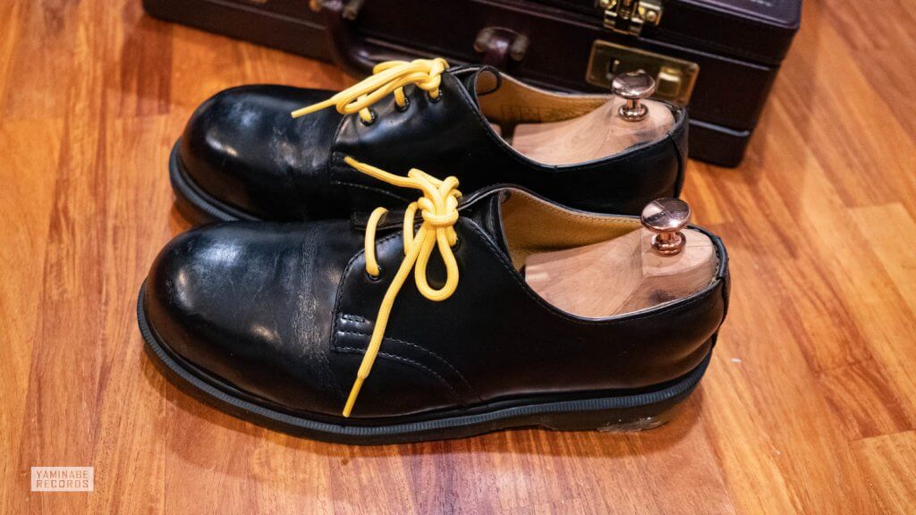 Shoe Goo | ボロボロのDr.Martinを修理する – ヤミナベレコーズ